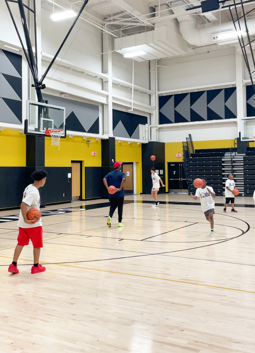 Legends Magazine | Legends Care: Full Court Press (Chicago)
