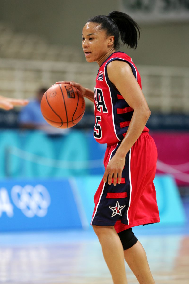 Legends Magazine | WNBA Legend Dawn Staley